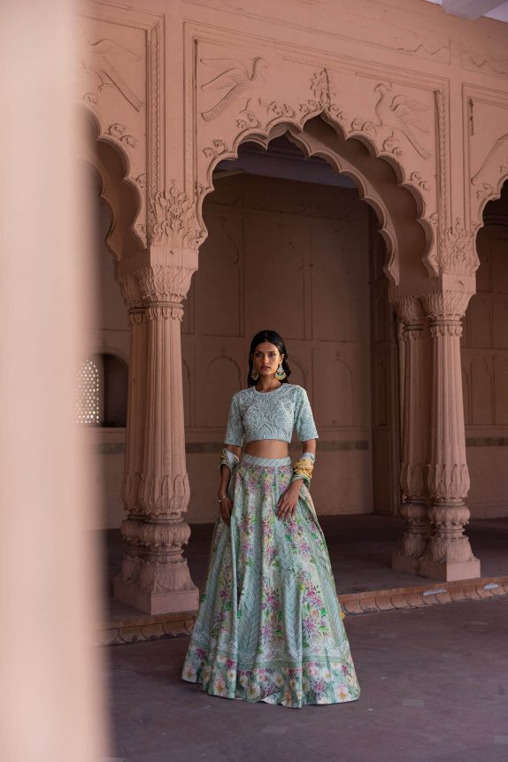 Akina Lehenga – Label Anushree